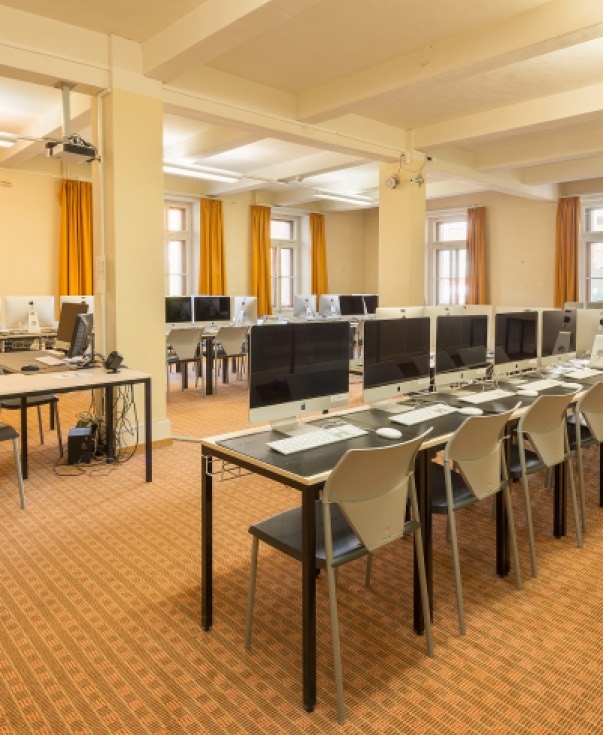 SHMS - Swiss Hotel management School - Hospitality Education Experts